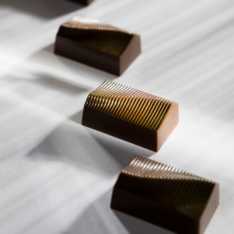 Textured Rectangle Chocolate Mold — Design & Realisation